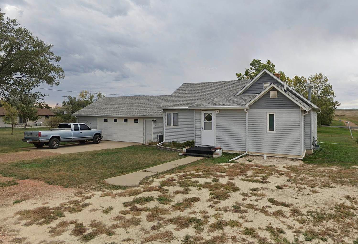 308 Lyle St, Golva, ND 58632 | Zillow