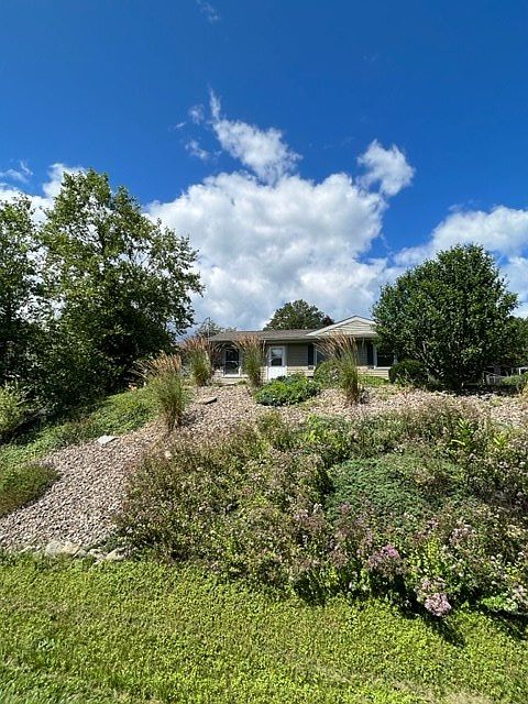 4899 Hillview Rd, Millport, NY 14864 | MLS #270284 | Zillow