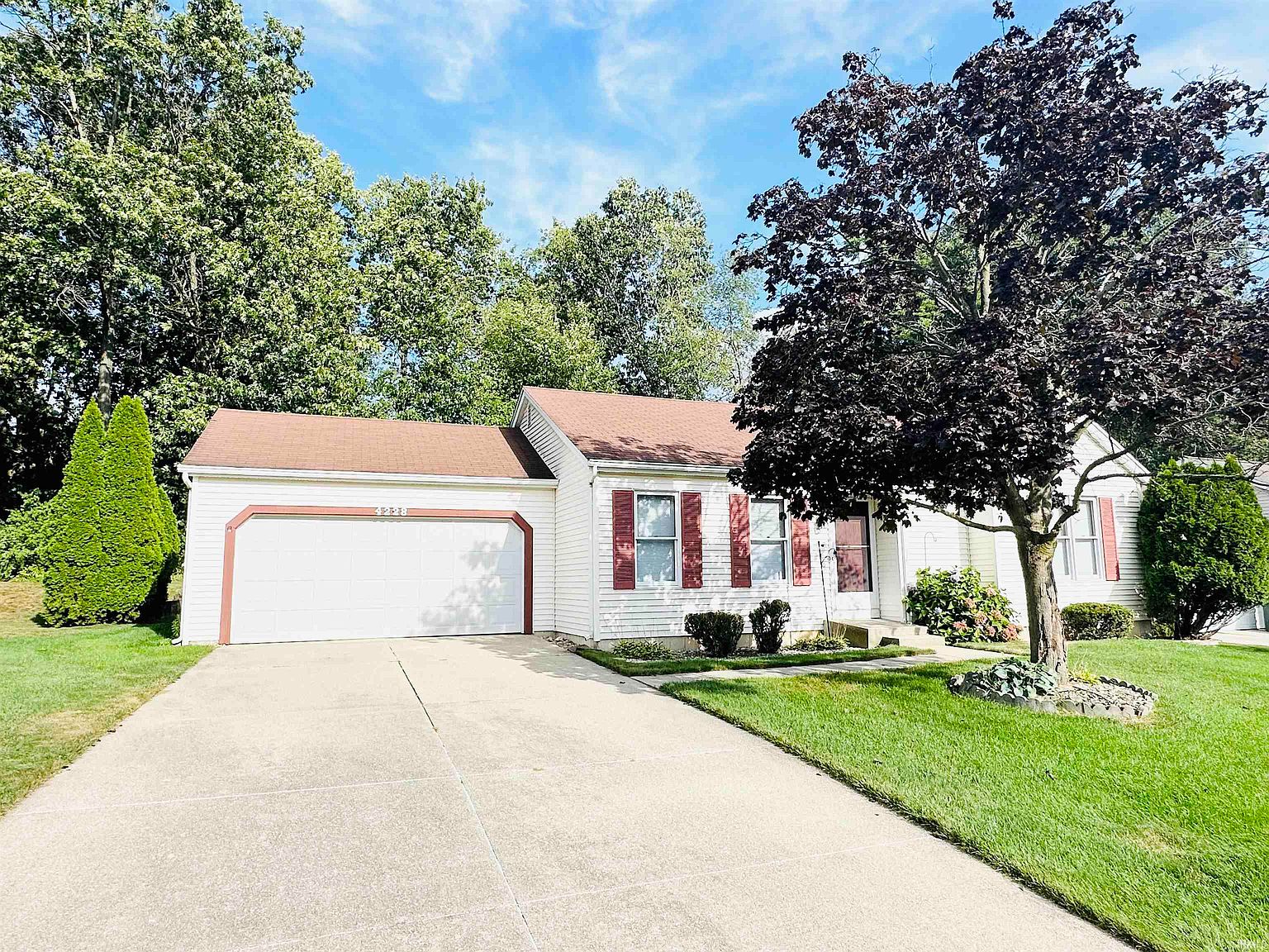 4228 Hunter Run Cir, South Bend, IN 46628 | Zillow