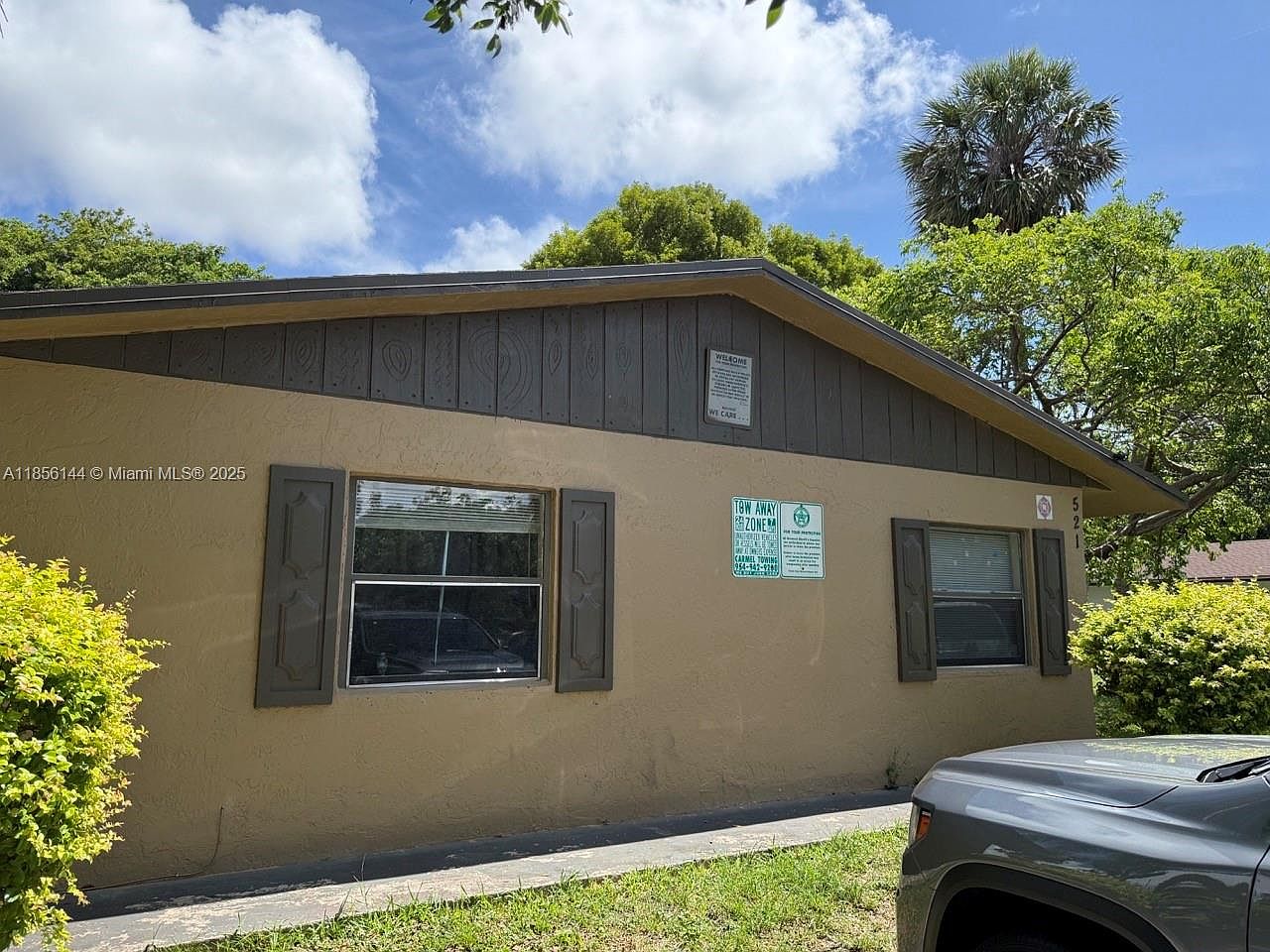 521 SW 2nd Ct, Pompano Beach, FL 33060 | MLS #A11856144 | Zillow