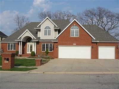 2085 Landmark St, Portage, IN 46368 | Zillow