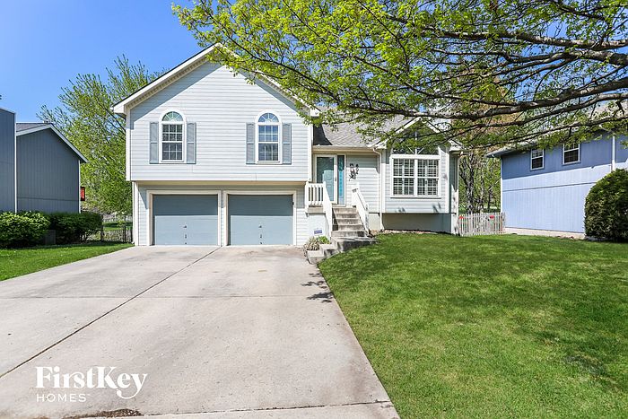 604 Canter St, Raymore, MO 64083 | Zillow