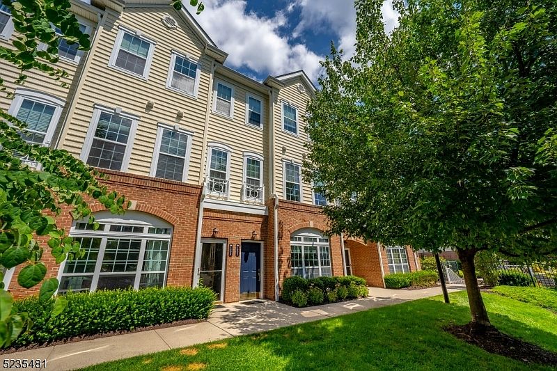 1203 Hamilton St #1203, Belleville, NJ 07109 | Zillow