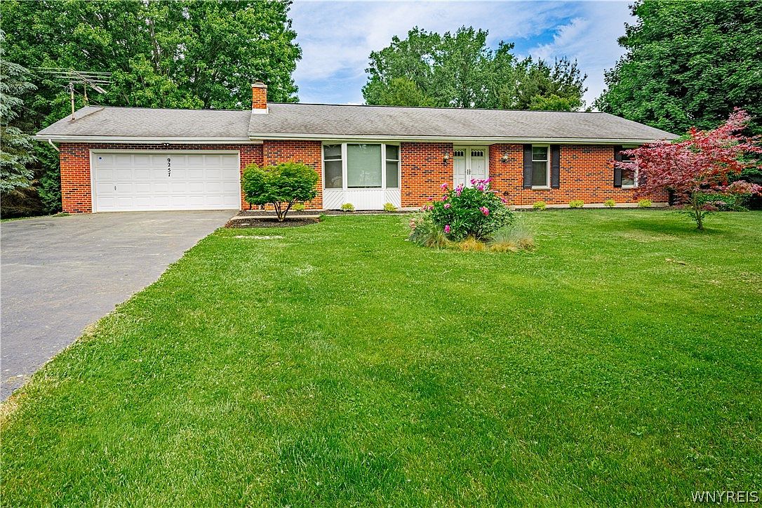 9257 Coleman Rd, Barker, NY 14012 | Zillow