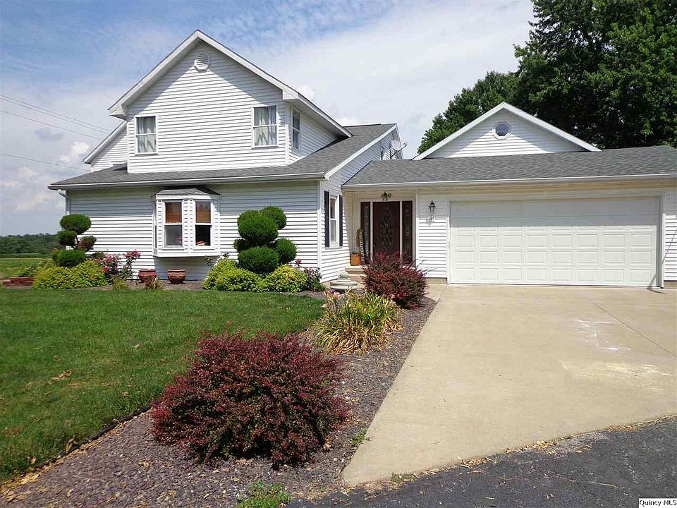 400 E State St, Payson, IL 62360 | Zillow