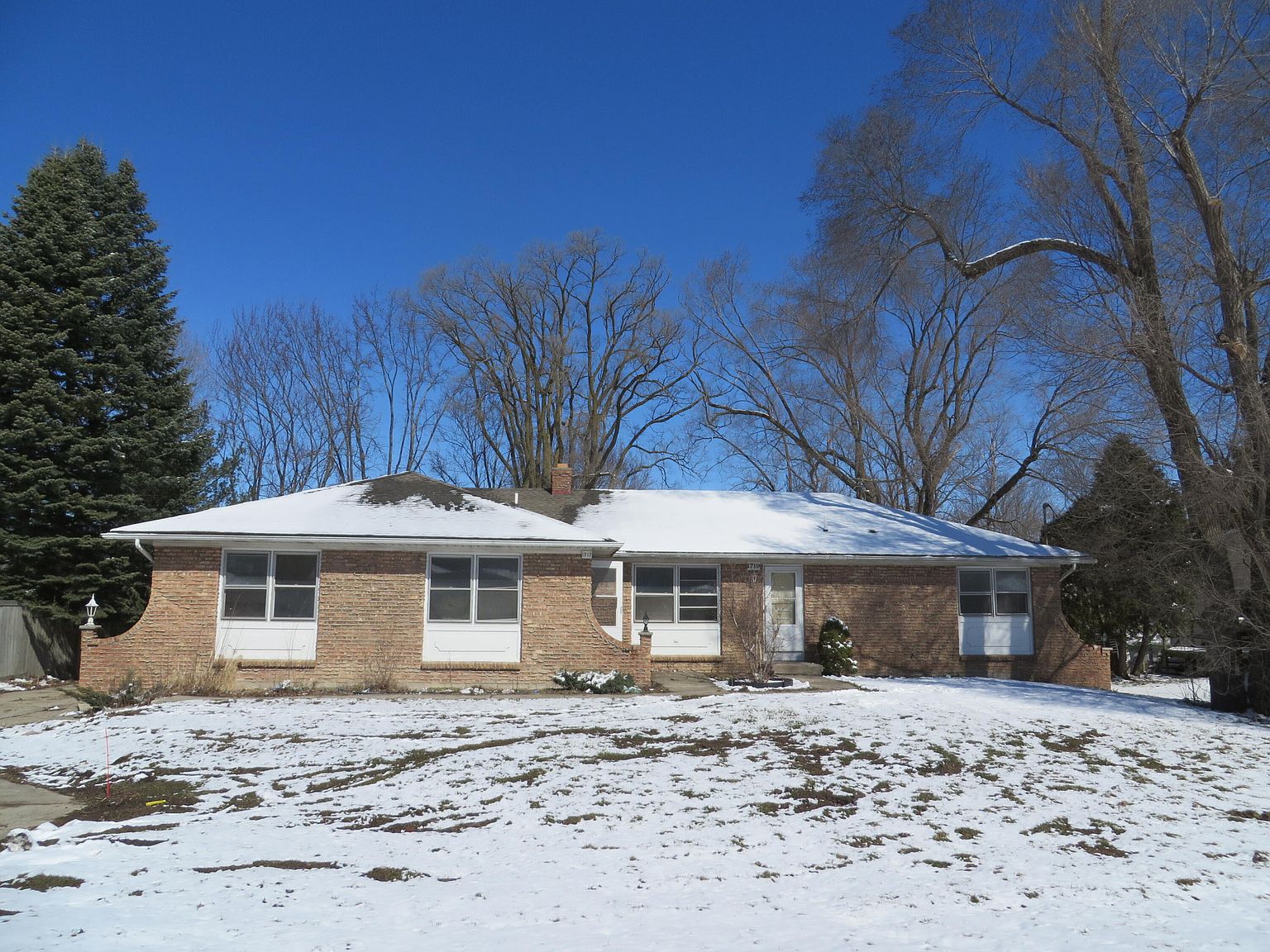 1717-1719 52nd St SE, Grand Rapids, MI 49508 | Zillow