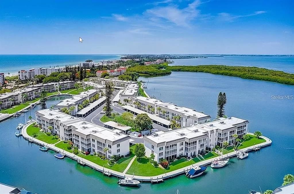 4420 Exeter Dr UNIT 102, Longboat Key, FL 34228 | MLS #A4592787 | Zillow