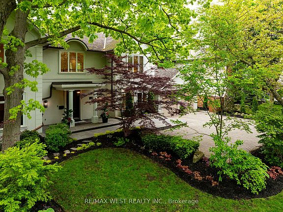 23 Valecrest Dr #W08, Toronto, ON M9A 4P4 | MLS #W12194952 | Zillow