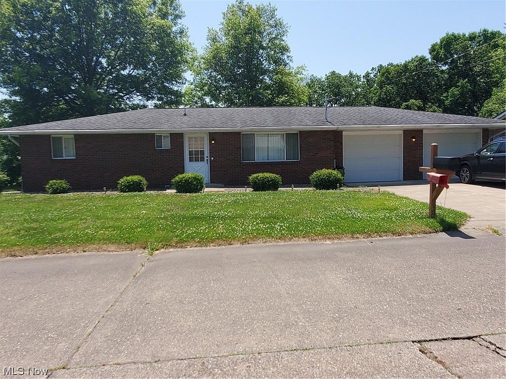 100 E Lubeck Hills Dr, Washington, WV 26181 | Zillow