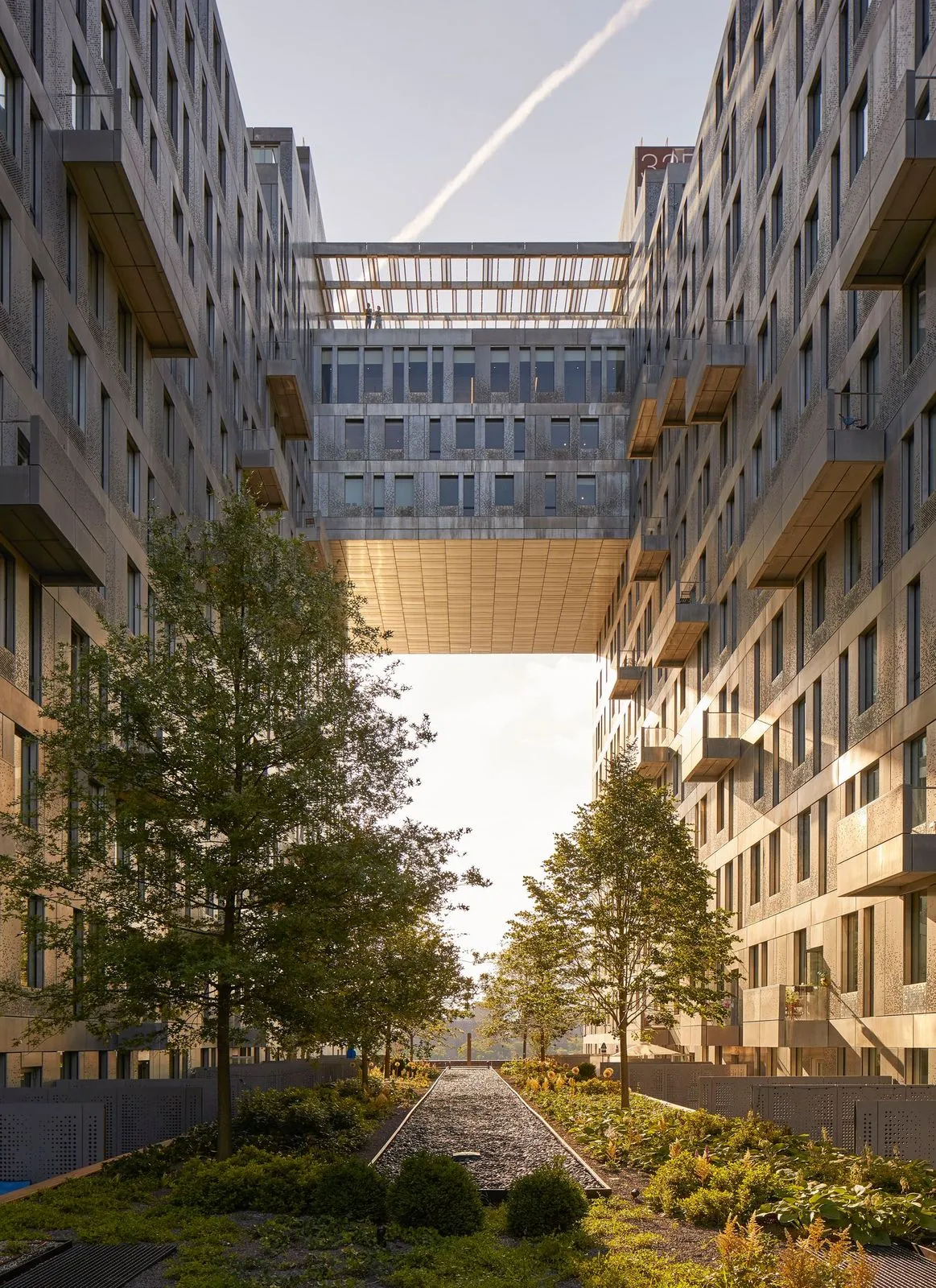 325 Kent Avenue in Williamsburg : Sales, Rentals, Floorplans | StreetEasy