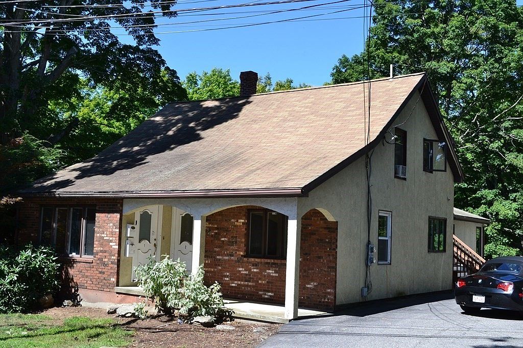 90 Chestnut St, Spencer, MA 01562 | Zillow