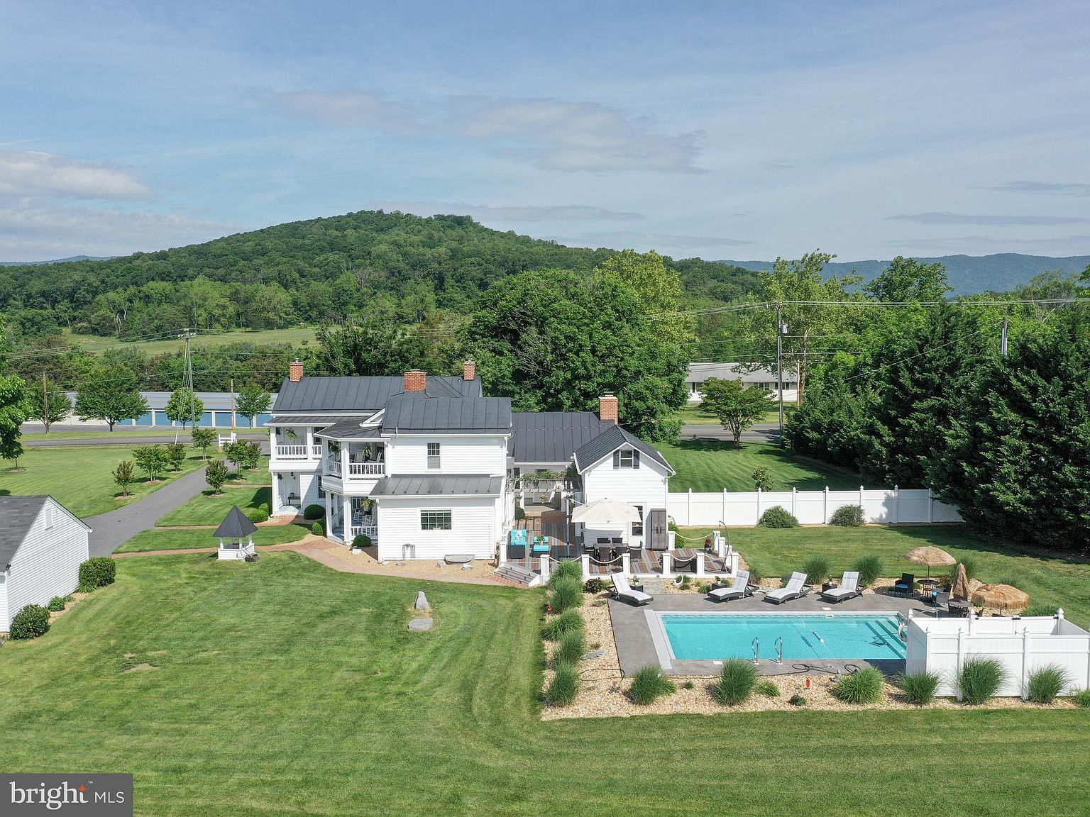 27986 Old Valley Pike, Toms Brook, VA 22660 | Zillow