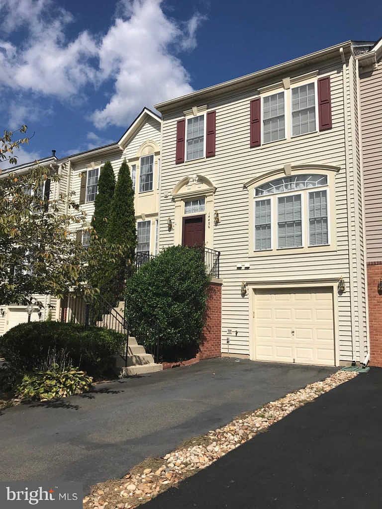 14406 Fowlers Mill Dr, Gainesville, VA 20155 | Zillow