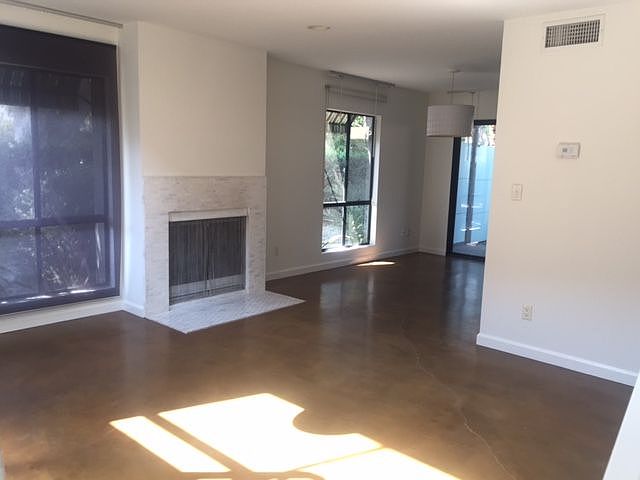 3010 Colorado Ave, Santa Monica, CA 90404 | Zillow