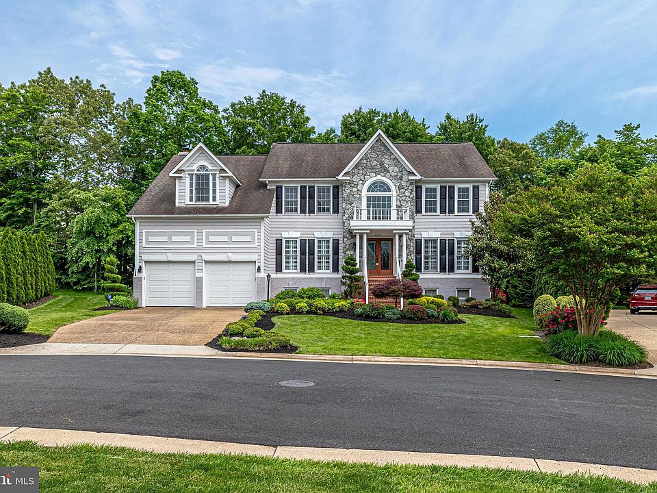 8015 Bonnie Briar Loop, Gainesville, VA 20155 | Zillow