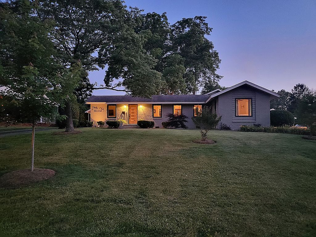 4200 Firethorne Rd, Charlotte, NC 28205 | Zillow