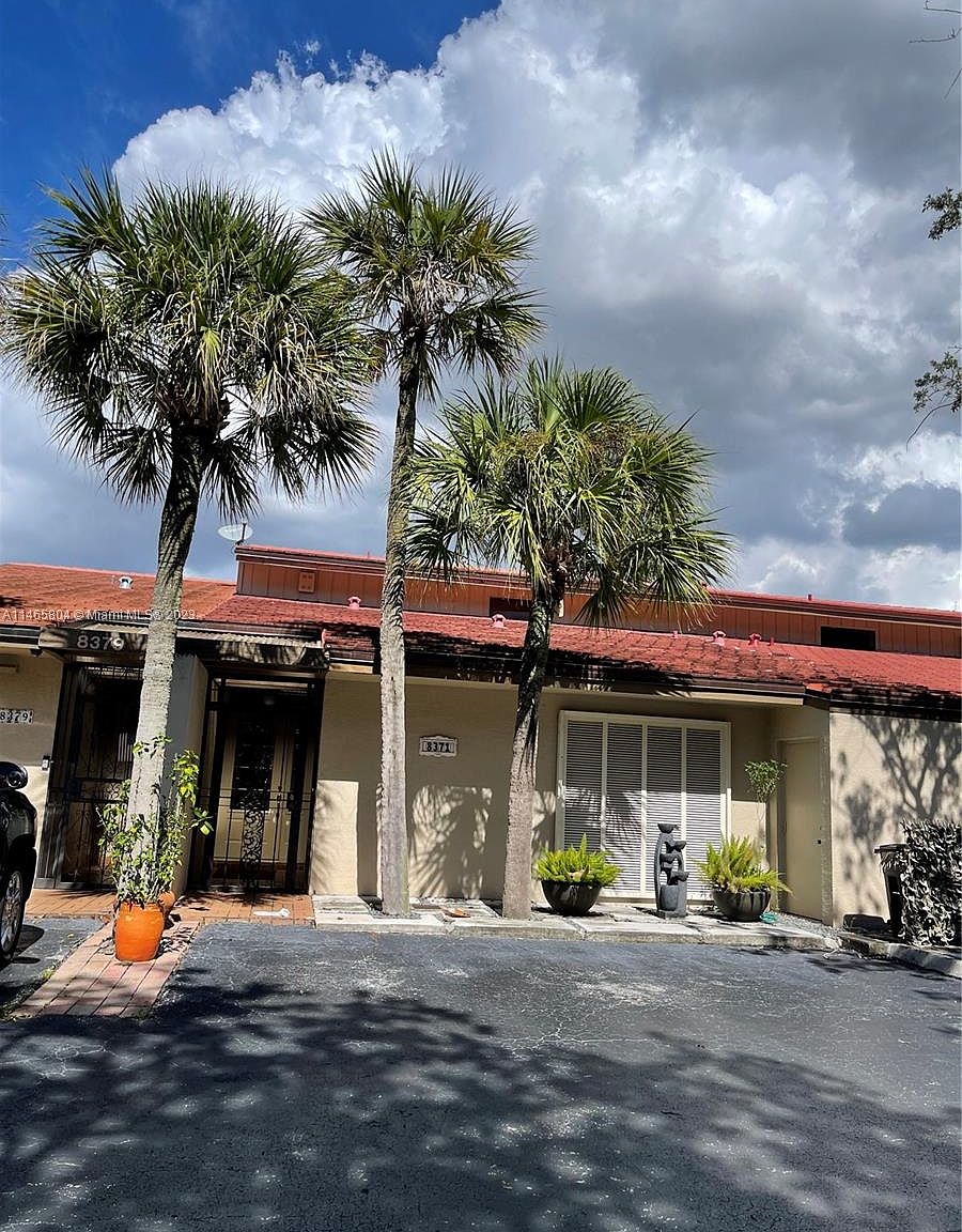 8371 Rednock Ln #8371, Hialeah, FL 33016 | Zillow