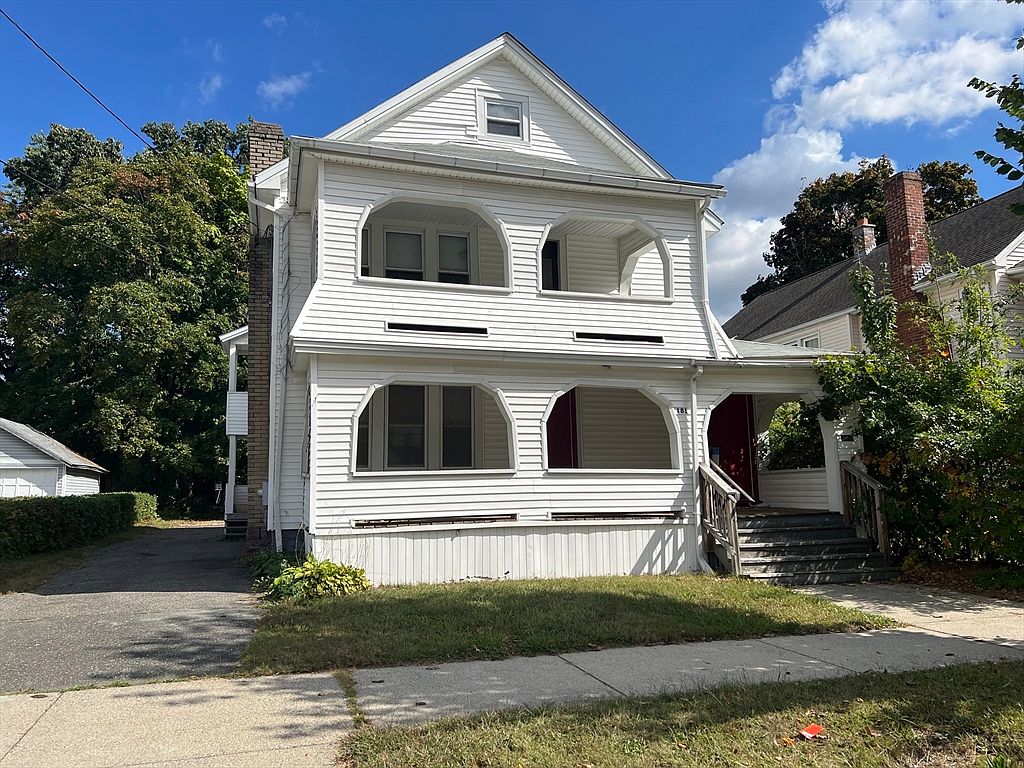 183 Middlesex St, Springfield, MA 01109 | Zillow