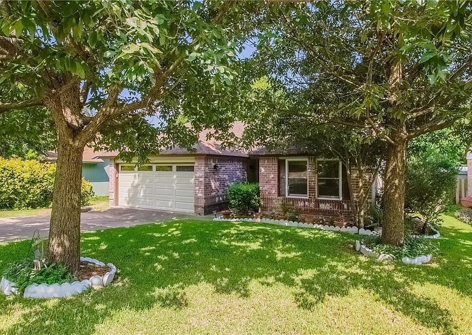 2917 Zeke Bnd, Austin, TX 78745 | Zillow