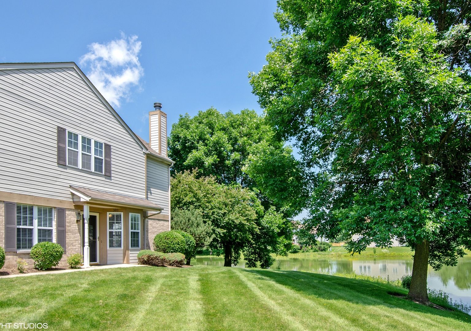 320 Crystal Ridge Dr #0, Crystal Lake, IL 60012 | Zillow