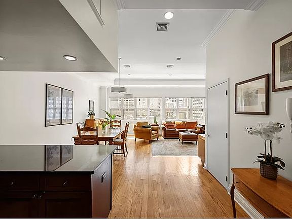 25 Murray St APT 8A, New York, NY 10007 | MLS #22969027 | Zillow