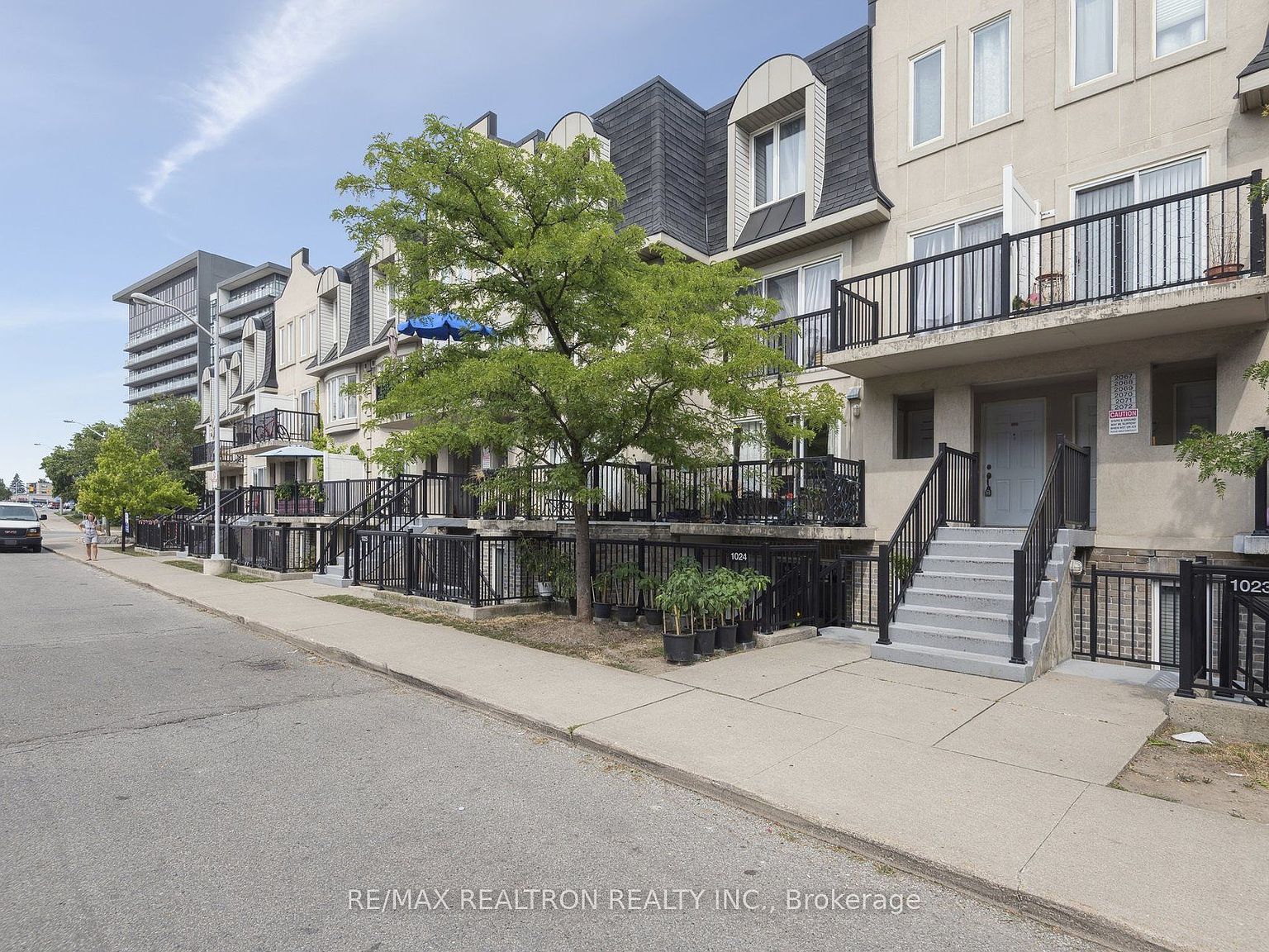 65 George Appleton Way #2070, Toronto, ON M3M 0A2 | MLS #W12335264 | Zillow