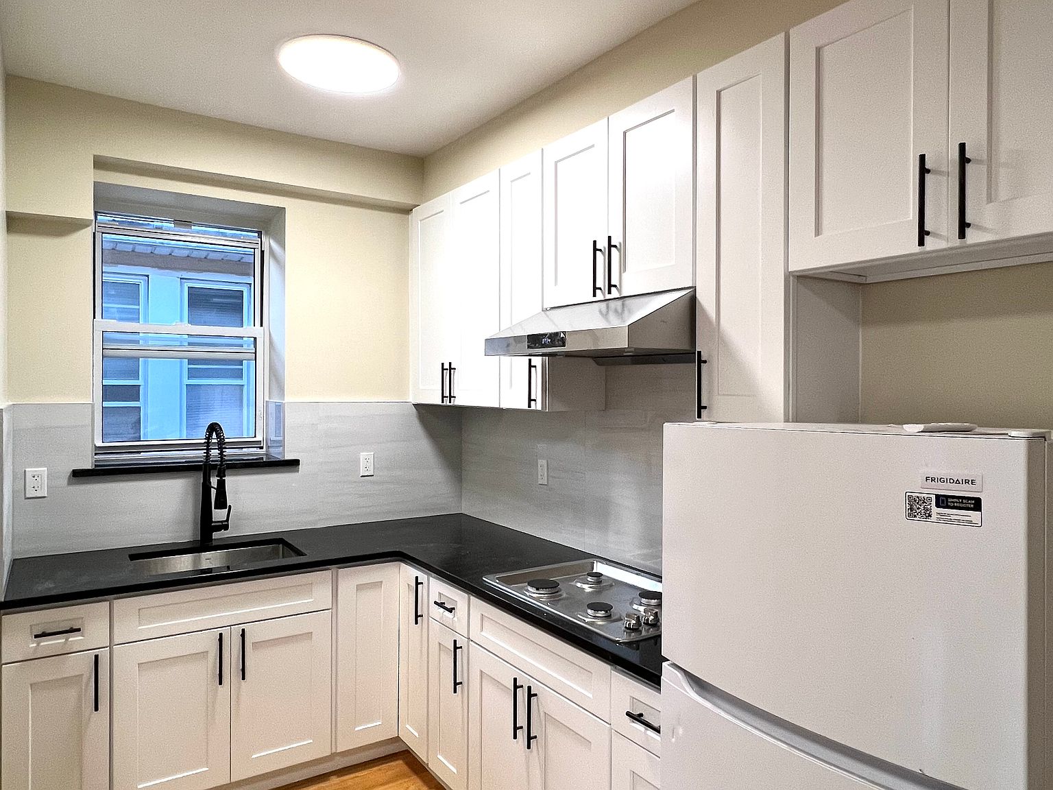 2050 76th St #2R, Brooklyn, NY 11214 | Zillow