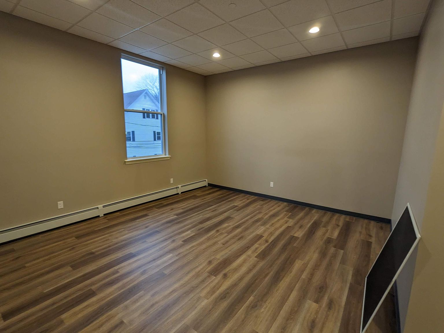 100 Church St #3B, Naugatuck, CT 06770 | Zillow