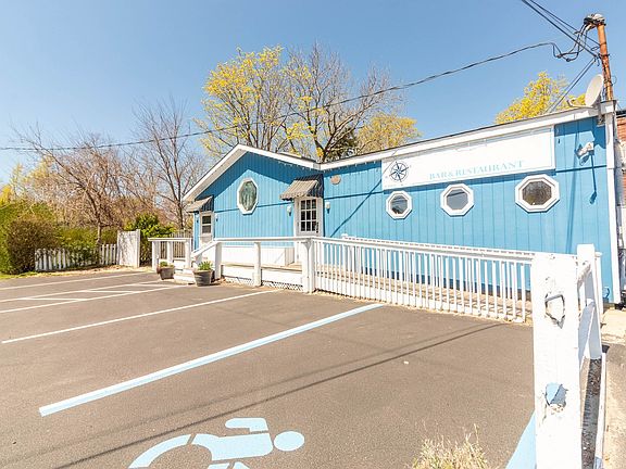 4545 Main Rd, Greenport, NY 11944 | Zillow