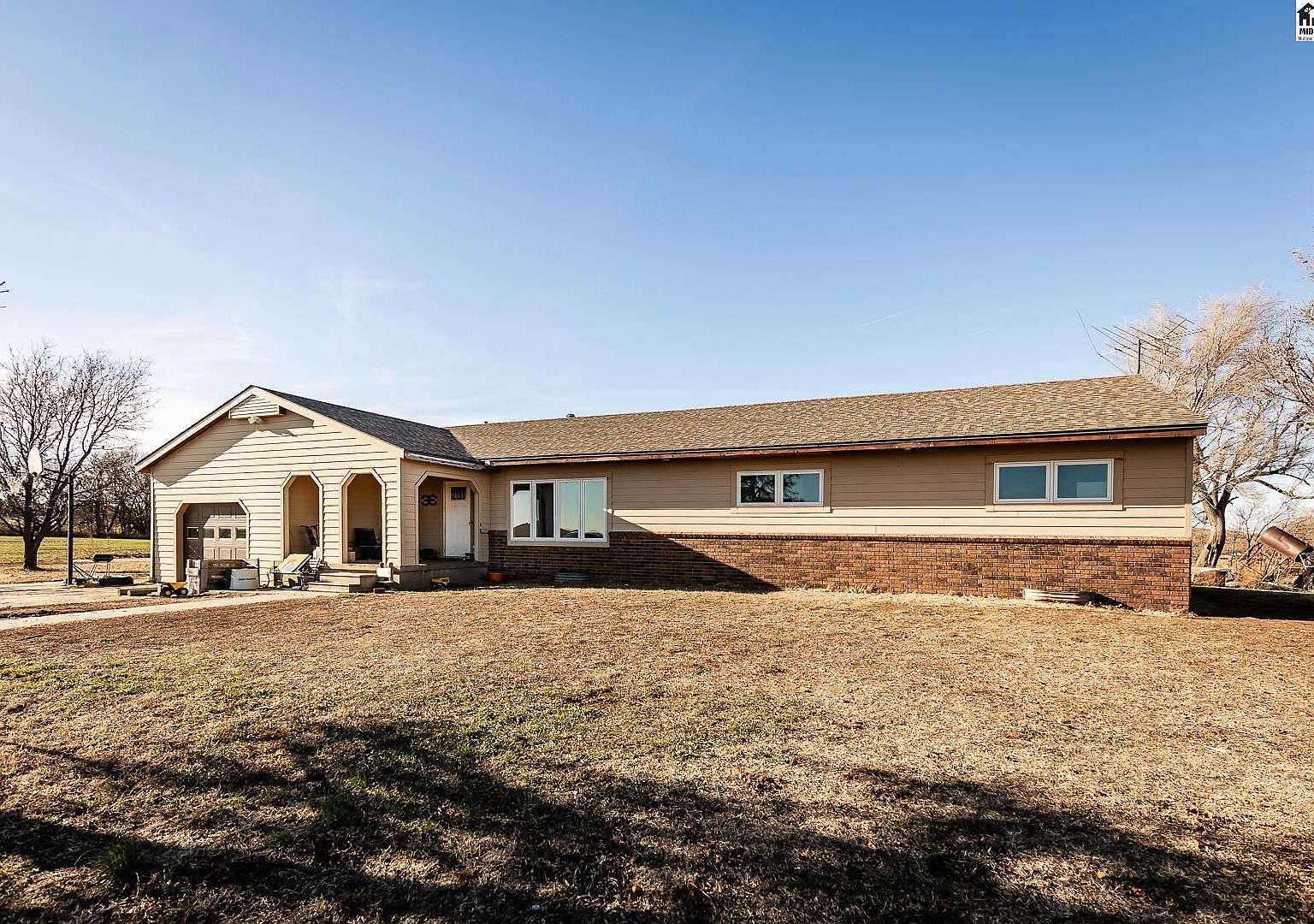 1062 Wells Fargo Rd, Lindsborg, KS 67456 | MLS #49715 | Zillow