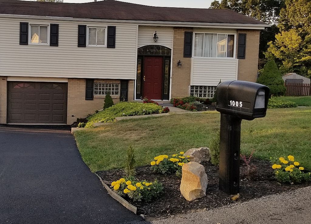 1005 Bernice Dr, Allison Park, PA 15101 | Zillow