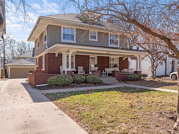 643 W 59th St, Kansas City, MO 64113 | Zillow