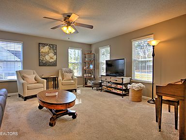 407 S Matlock Ave, Athens, TN 37303 | Zillow