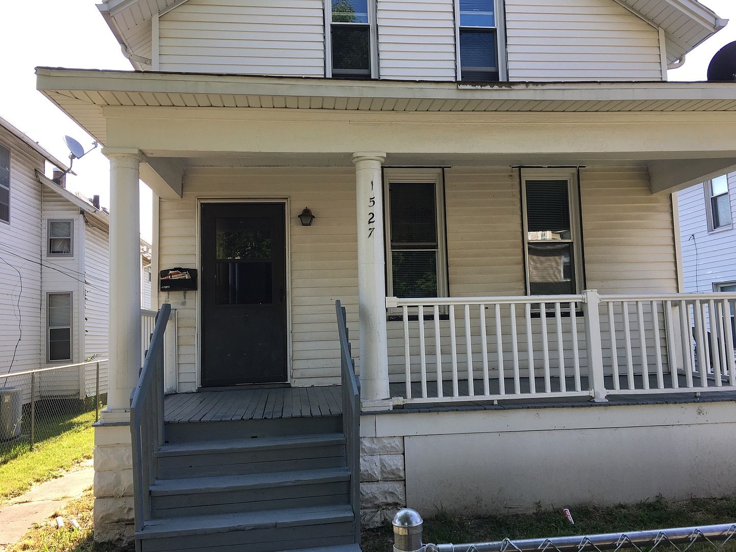 1527 Ripley St, Davenport, IA 52803 | Zillow