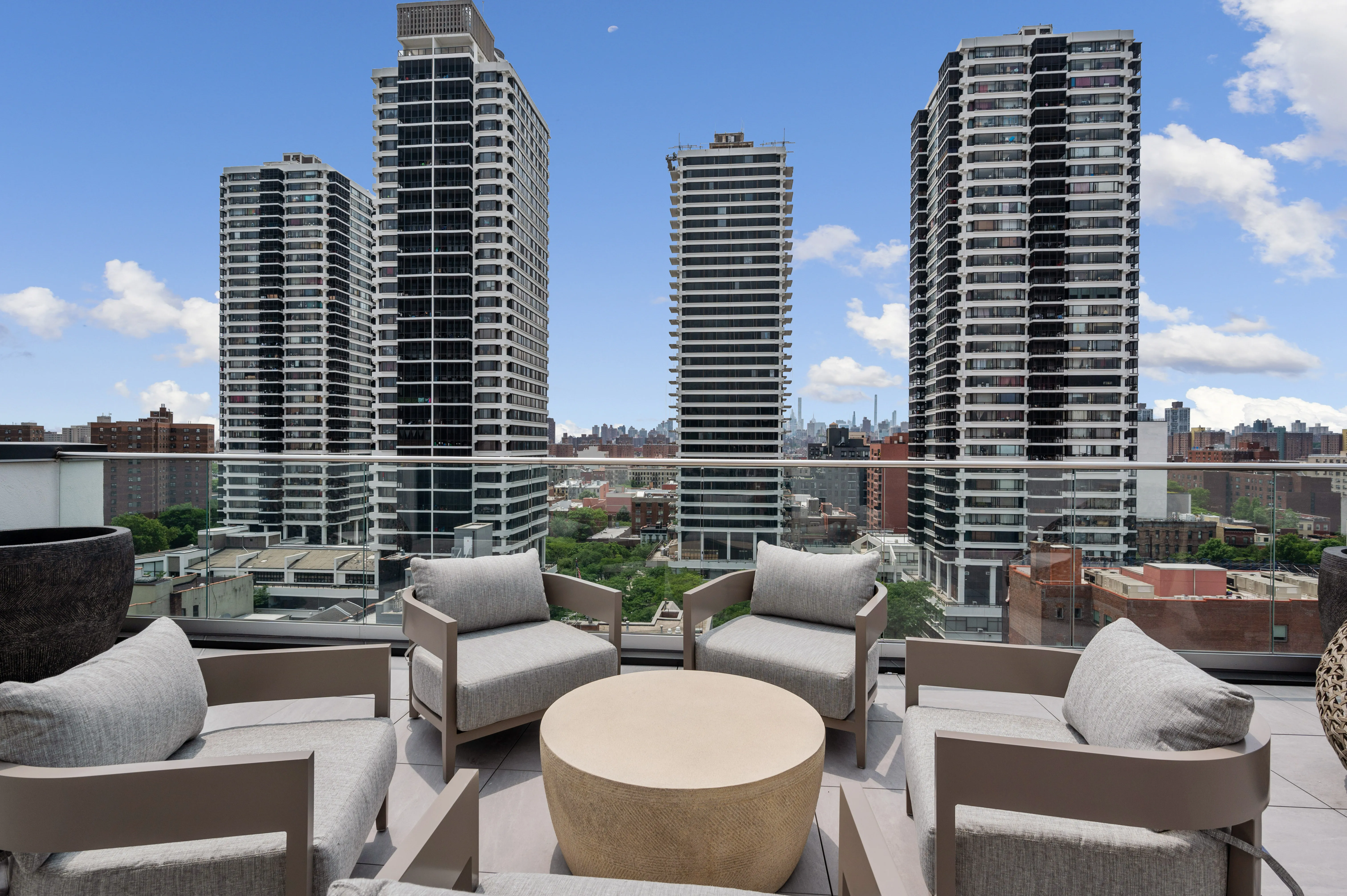 The Reserve at 215 East 124th Street in East Harlem : Sales, Rentals ...
