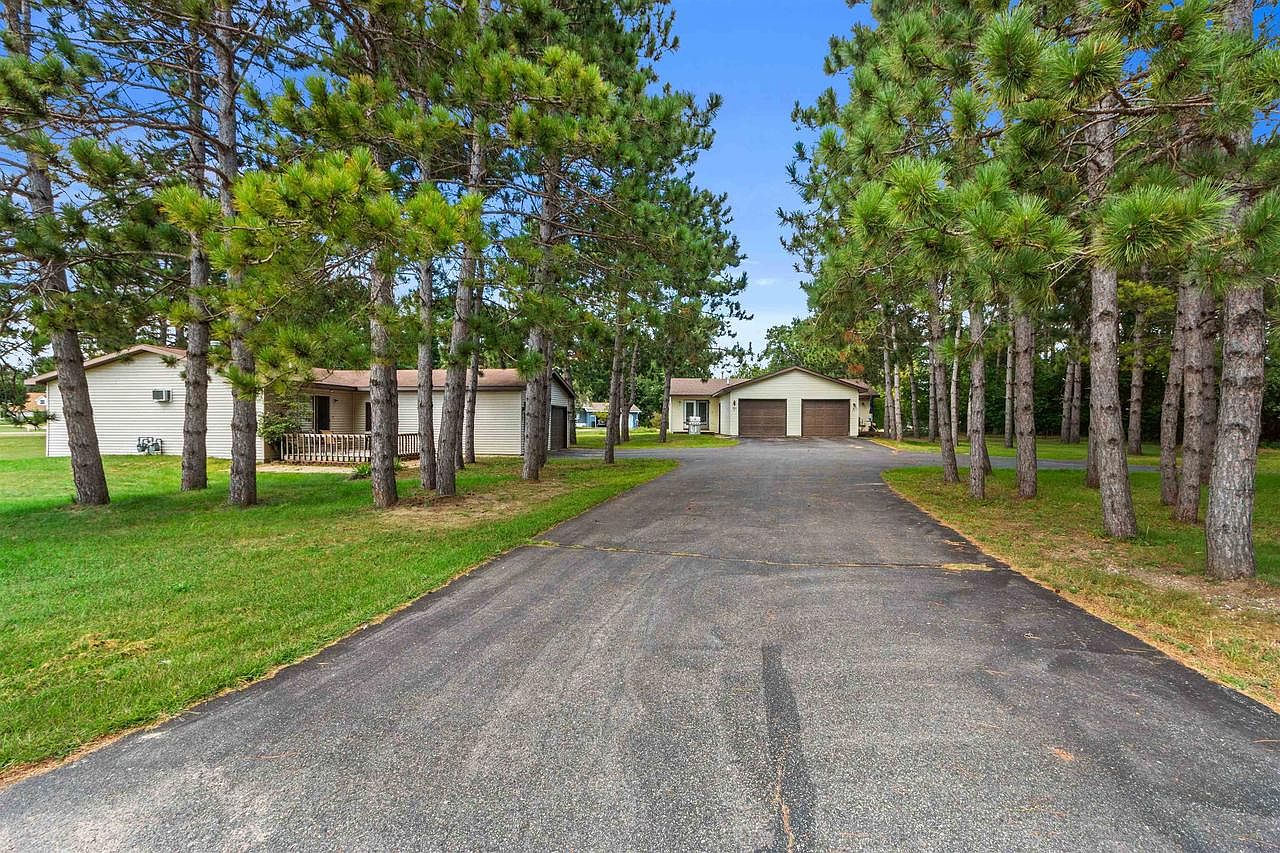 1703 / 1705 AB Broadway #B, Wisconsin Dells, WI 53965 | Zillow