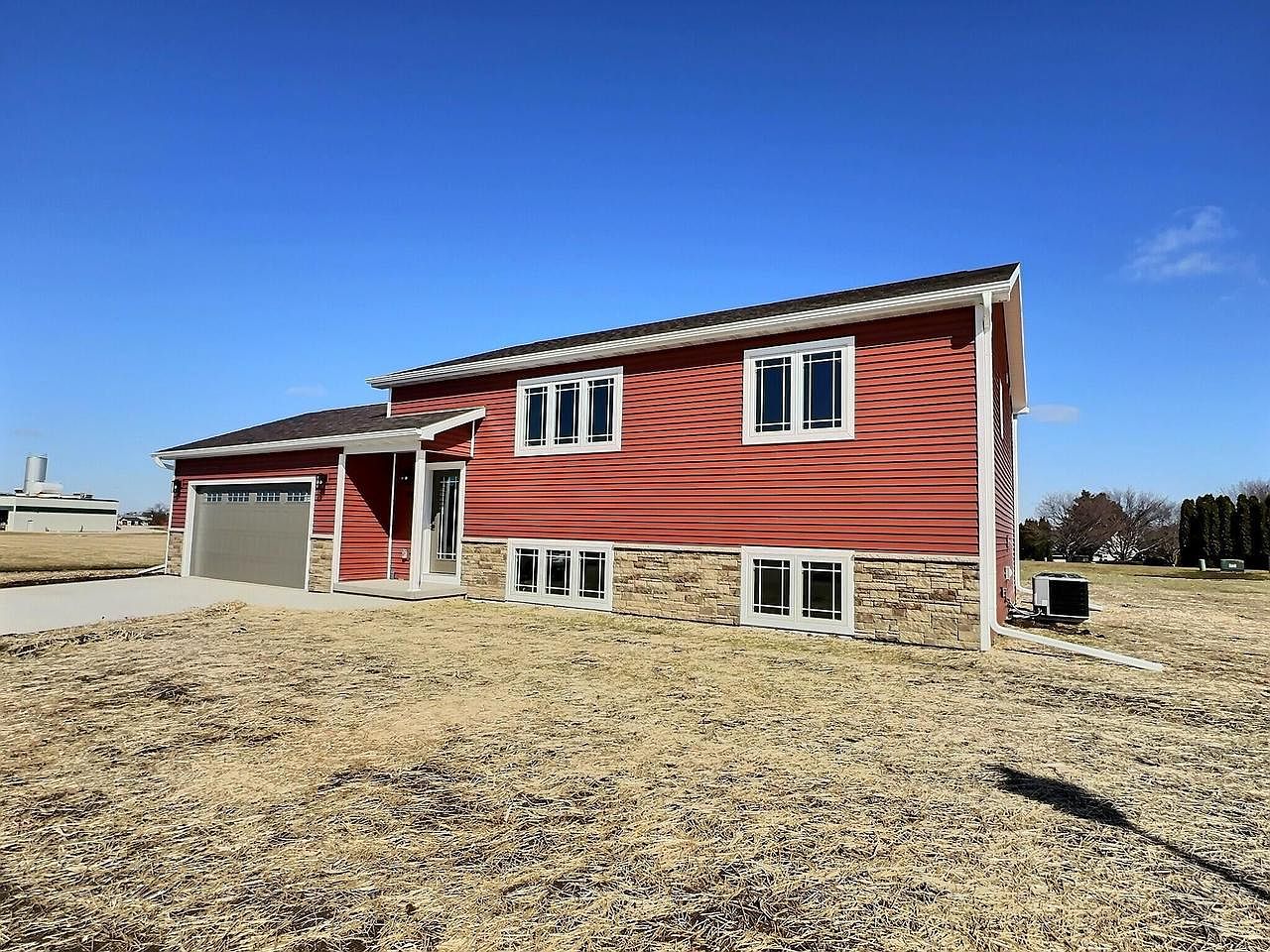 109 Parkview Avenue, Shullsburg, WI 53586 | MLS #1965038 | Zillow