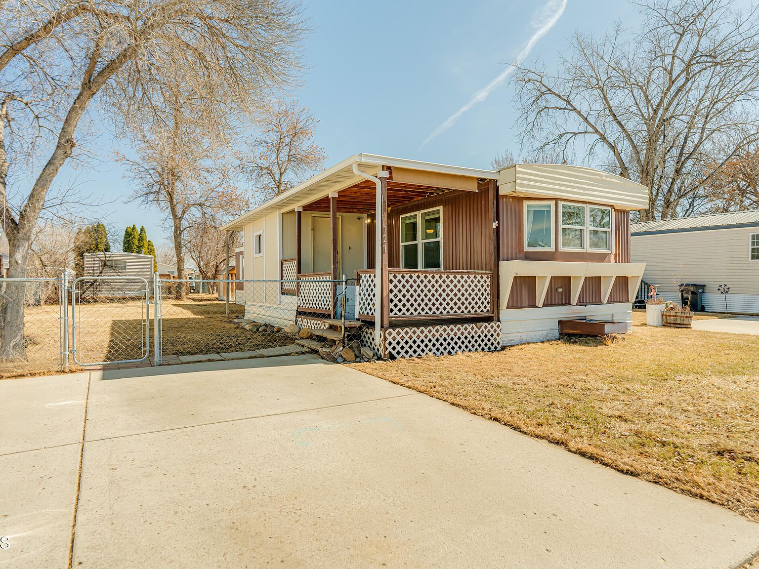 121 Georgia St, Bismarck, ND 58504 | Zillow