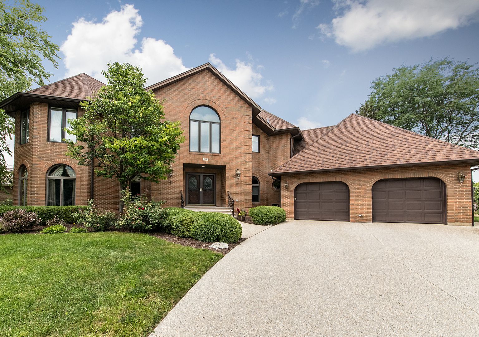 816 Spring Valley Ct, Schaumburg, IL 60193 | Zillow