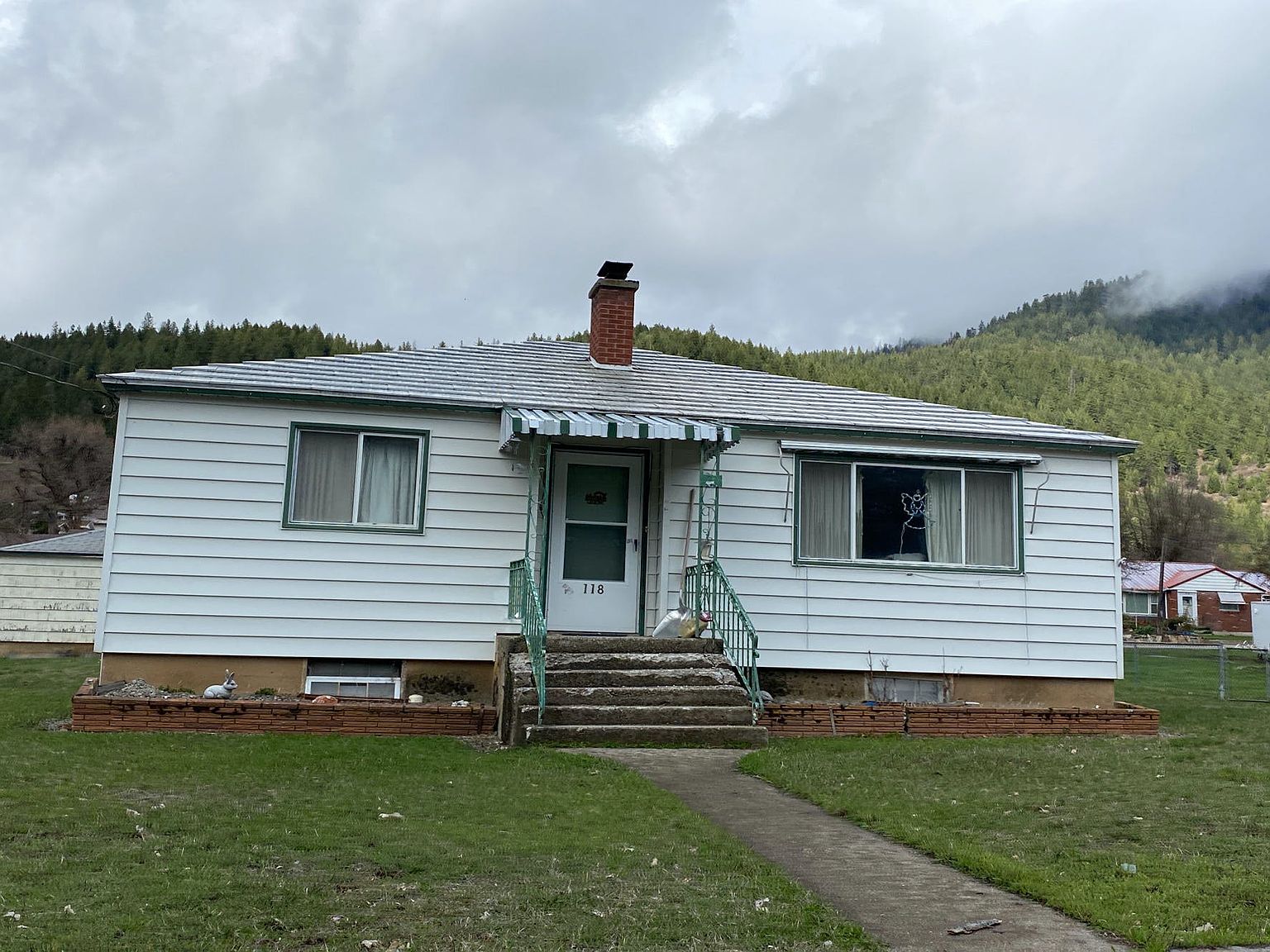 118 W 4th St, Silverton, ID 83867 | Zillow