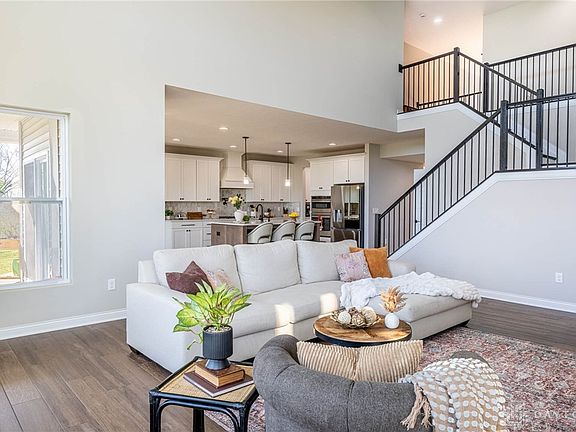 8236 Topaz Ct, Cincinnati, OH 45241 | Zillow