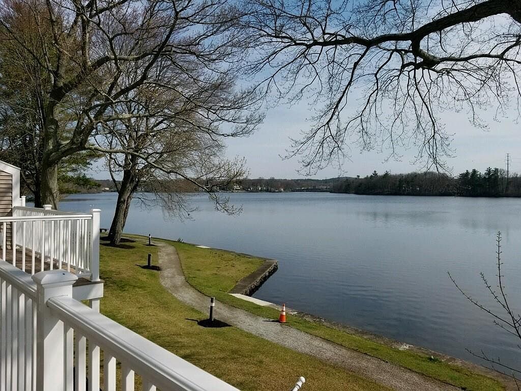 67 Pointe Rok Dr #67, Worcester, MA 01604 | Zillow