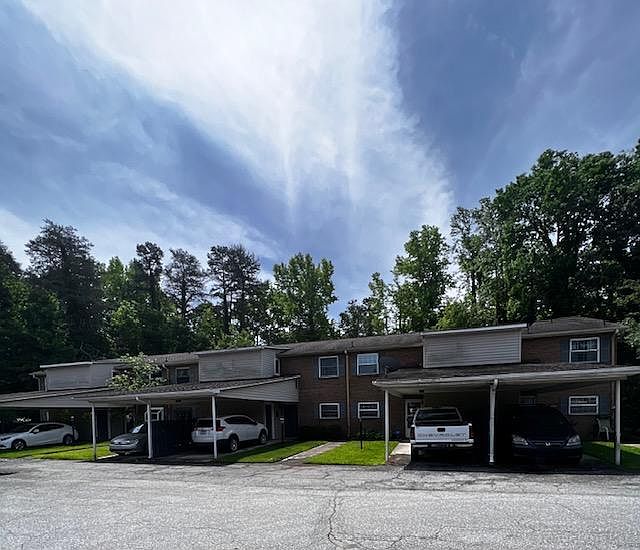 2214 Shadow Valley Rd APT E, High Point, NC 27265 | Zillow