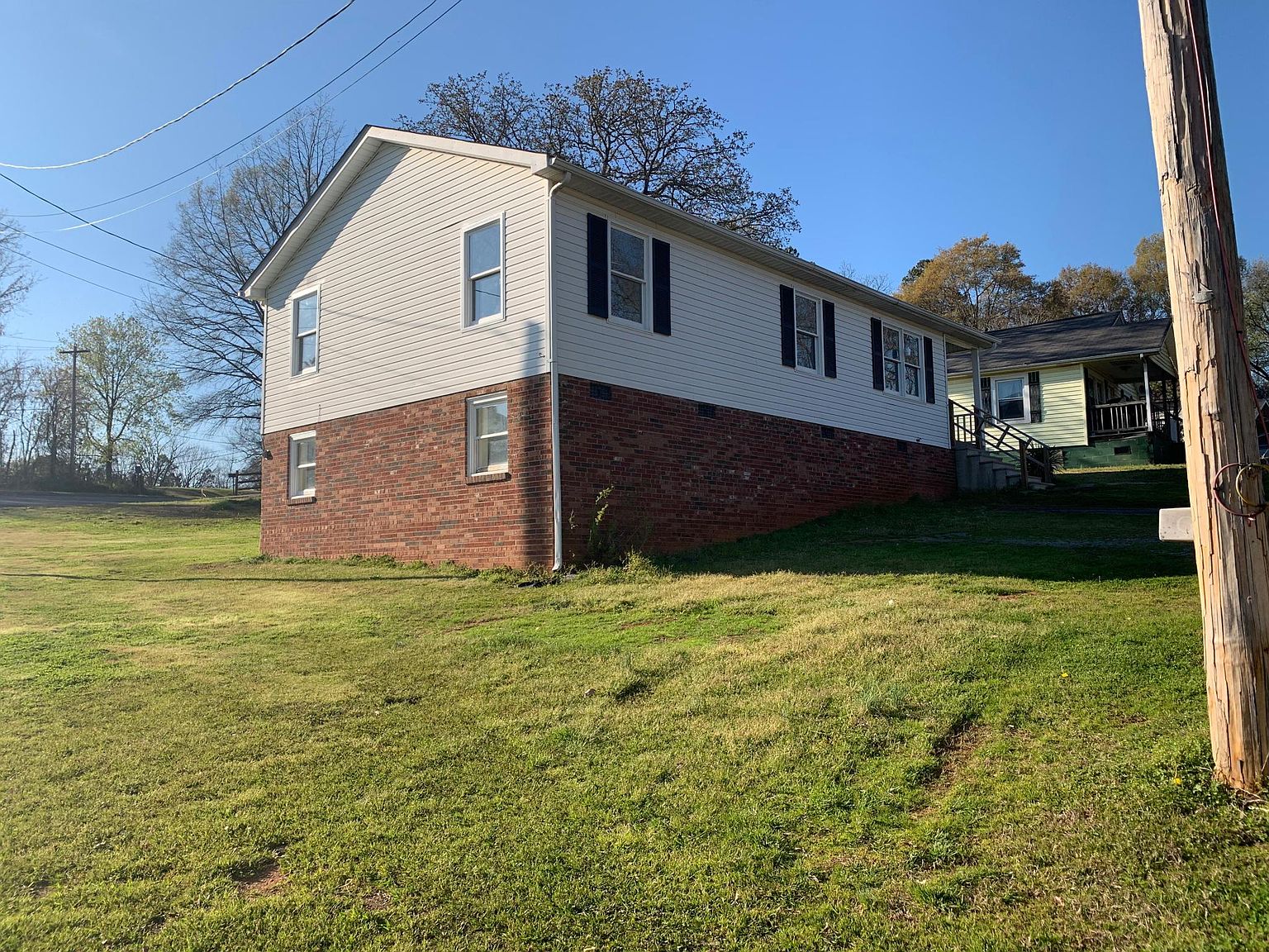803 Phillips Dr, Kings Mountain, NC 28086 | Zillow