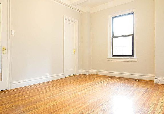133 W 71st St APT 6D, New York, NY 10023 | Zillow