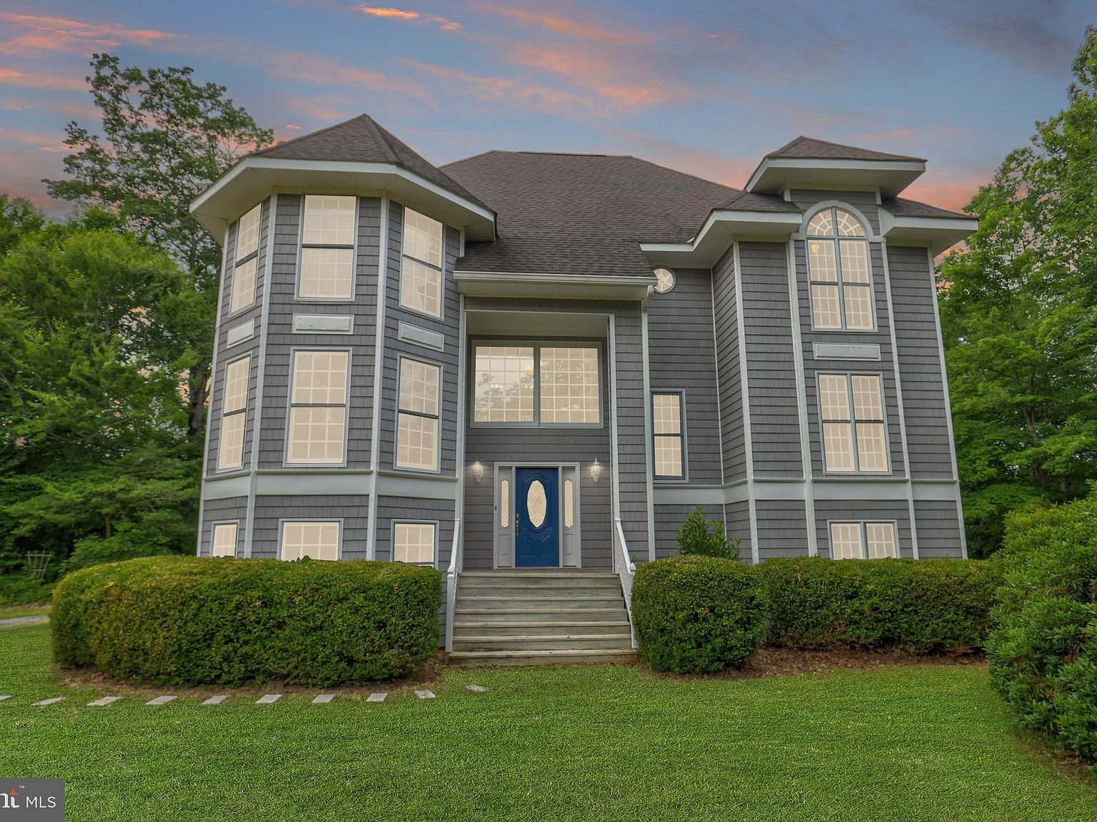 319 Parrotts Cove Rd, Water View, VA 23180 | MLS #VAMX2000146 | Zillow