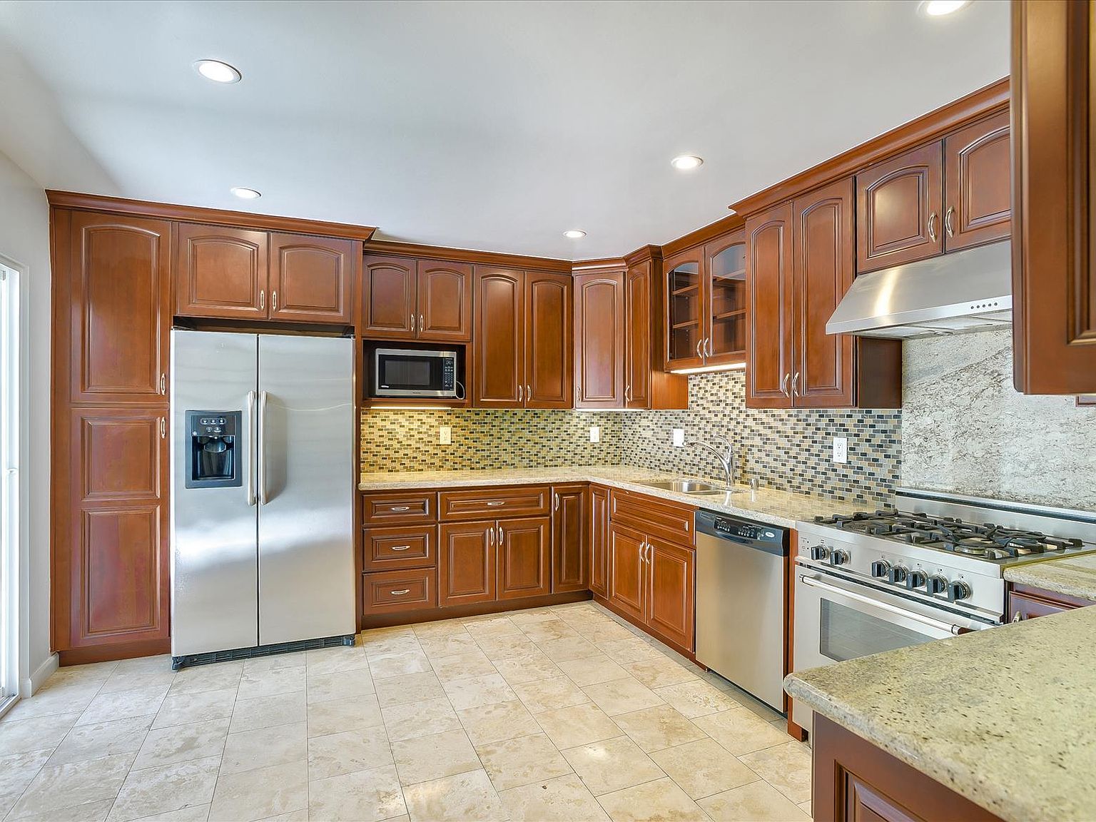 305 Catamaran St, Foster City, CA 94404 | Zillow