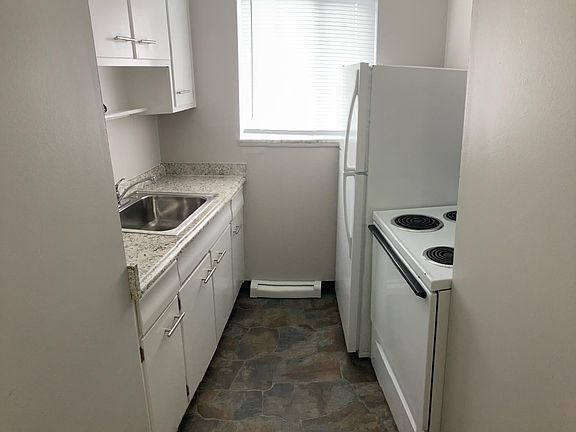 4632 State Rd, Cleveland, OH 44109 | Zillow