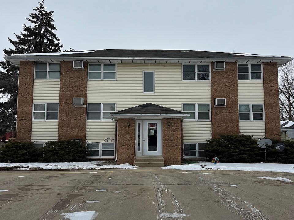 423 W North St #3A, Pontiac, IL 61764 | Zillow