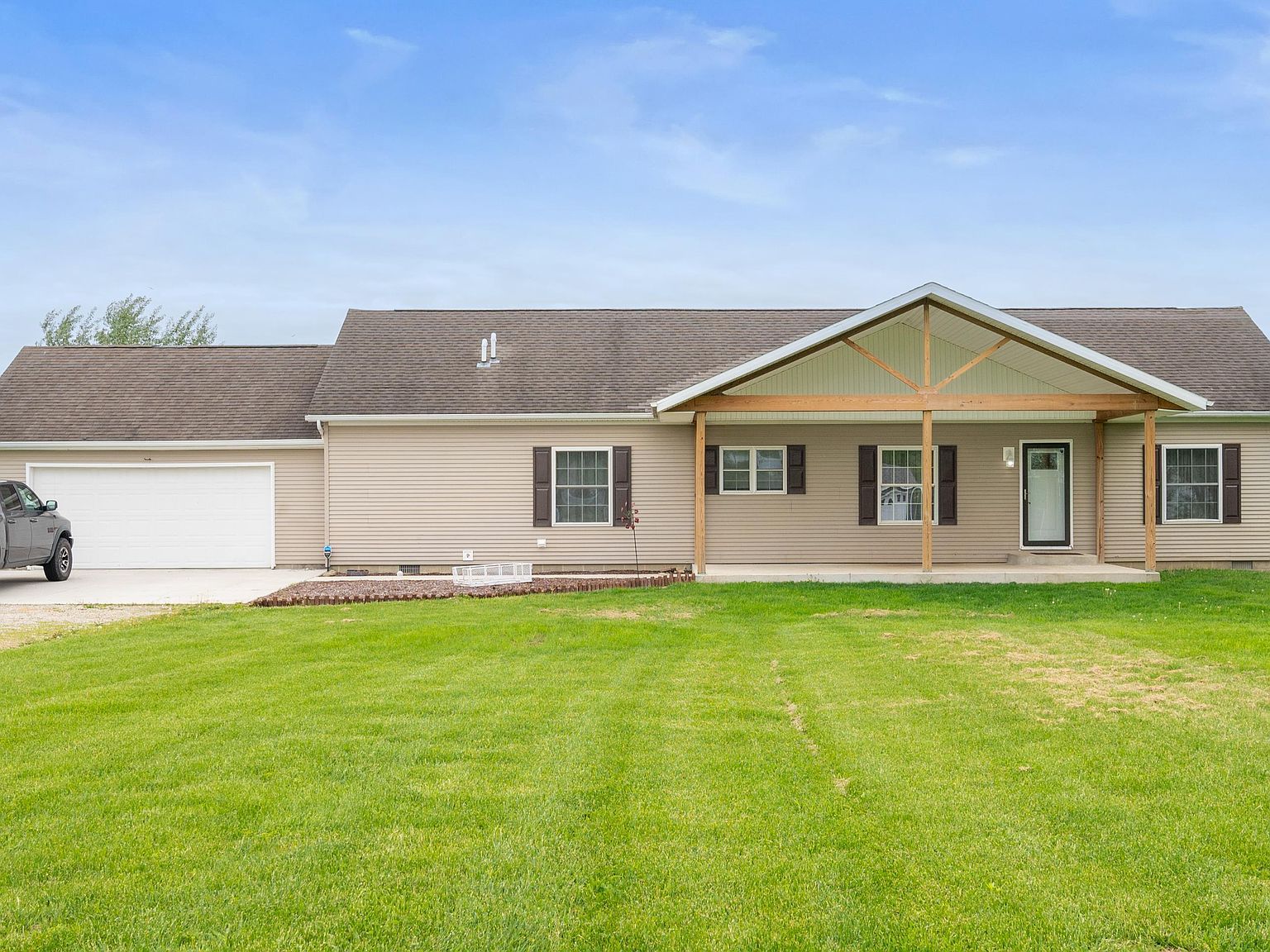 309 E Babb Rd, Eaton, IN 47338 | Zillow